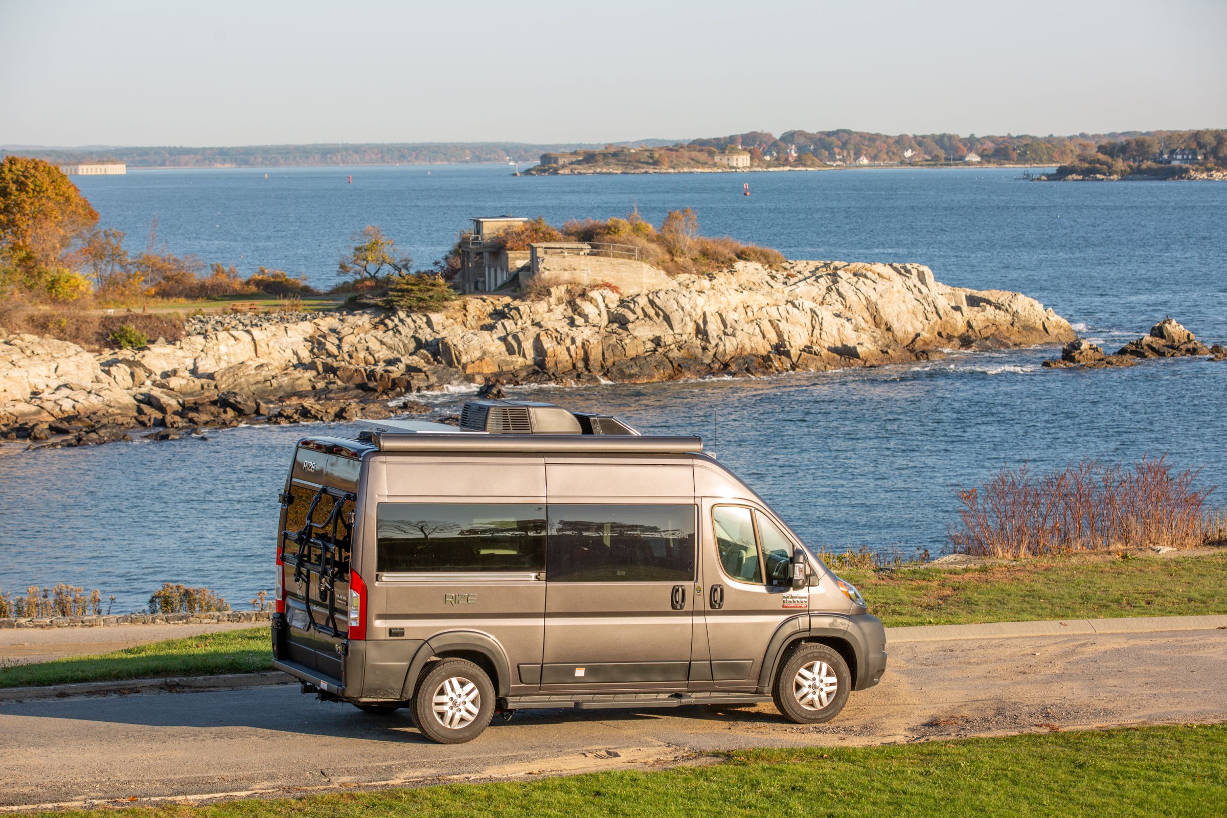 2022 Thor Motor Coach Rize 18M - National Vehicle